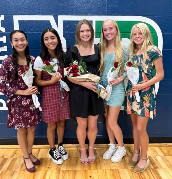 2022 Homecoming Queen & Court – PNDHS